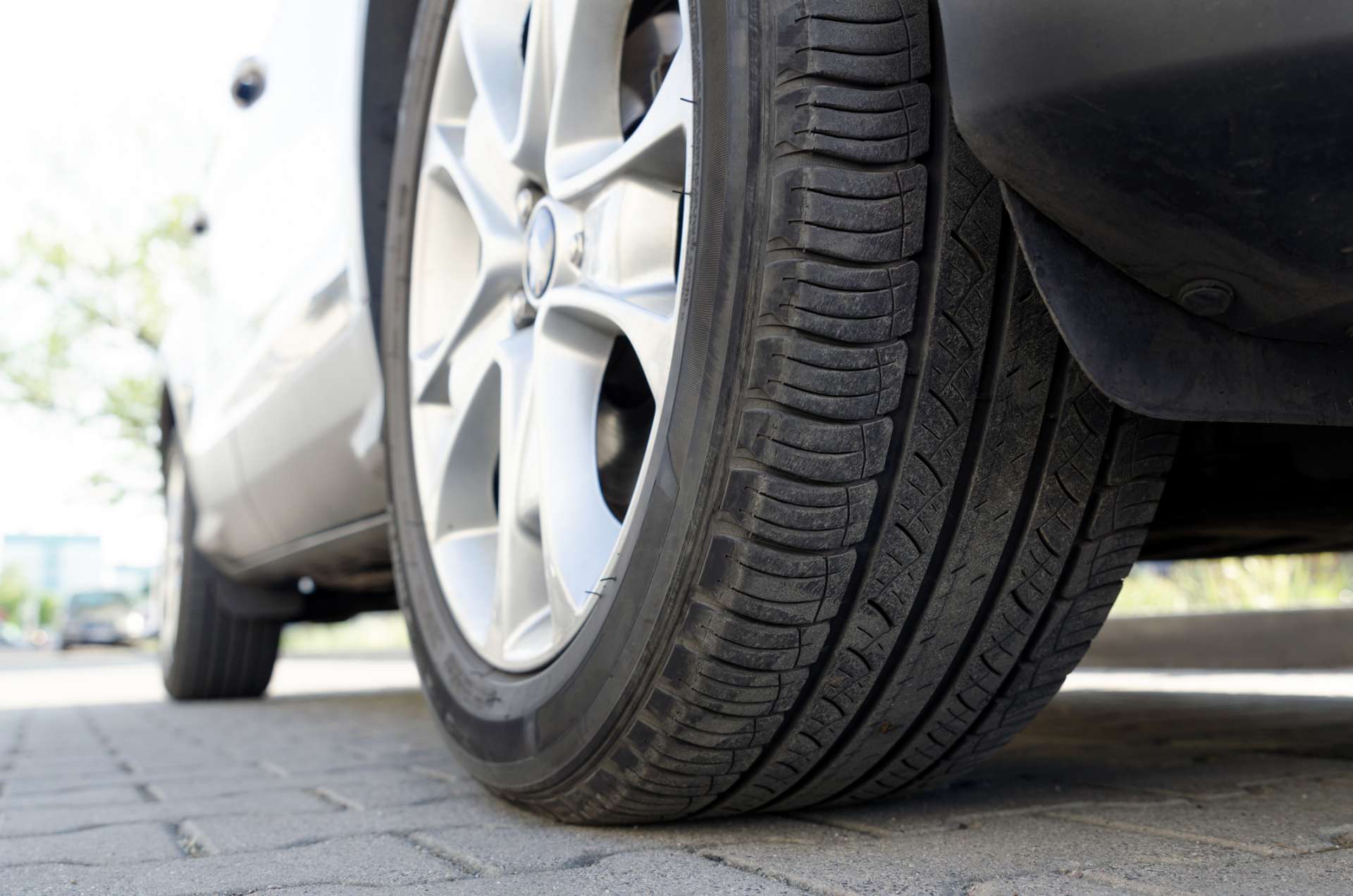 Mindestprofiltiefe: Diese Vorgaben gelten für Reifen | Allianz